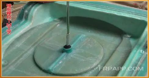 How does Vacuum Infusion Molding Work? (Small Yacht) - Dymriton Composites